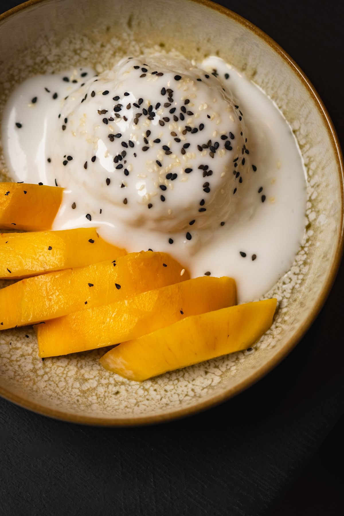 MoMo Bucharest, București - Rezervă o masă online - Restaurant din ...